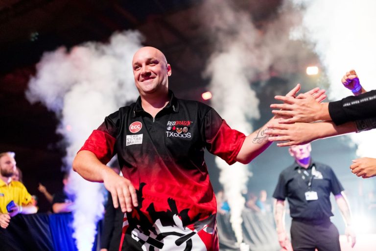 PDC World Darts Championships – Experience First Events
